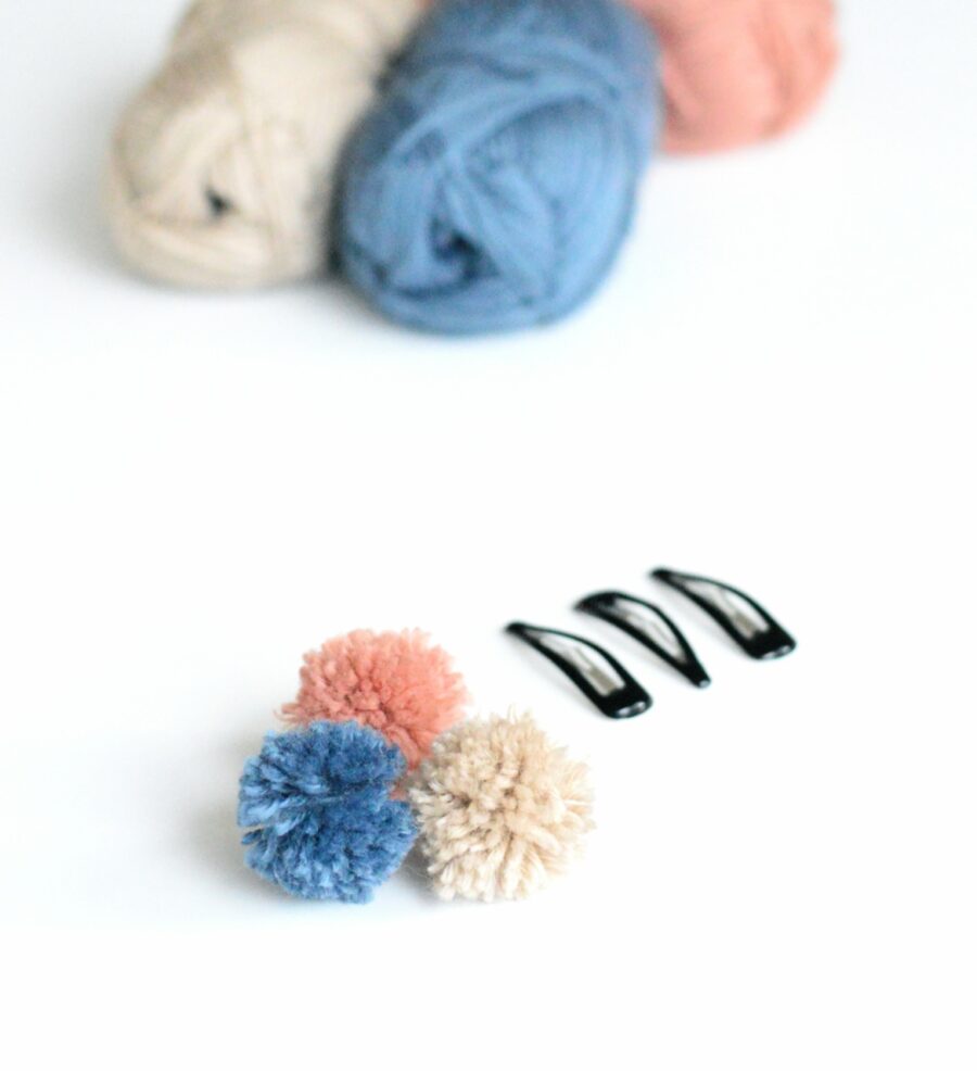 Make these pretty pompom hair clips - DIY home decor - Your DIY Family